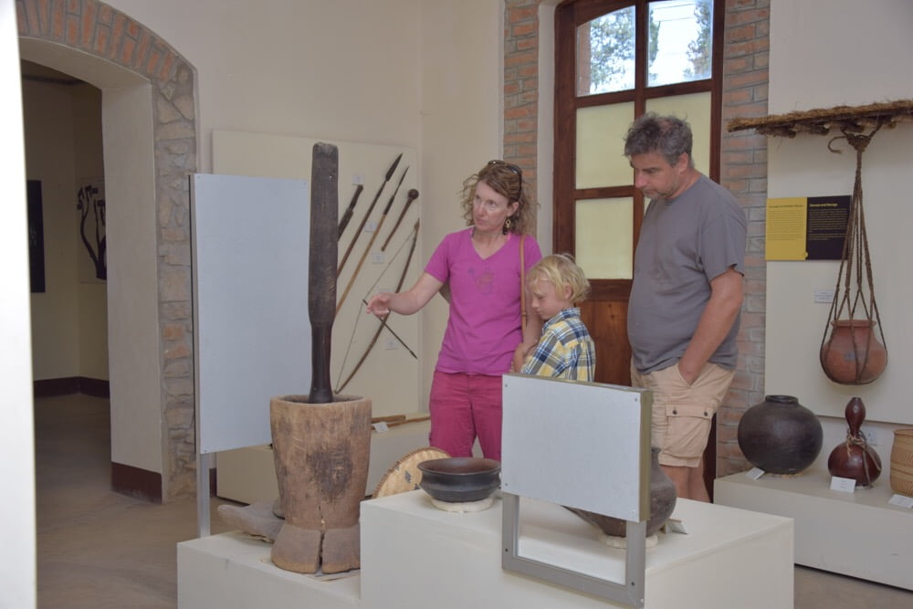 Mwakilishi IMF Tanzania atembelea Iringa Boma – fahari yetu